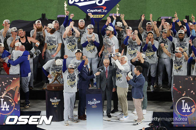 '新 악의 제국' 플렉스 미쳤다! 'WS 2연패' 다저스 사치세로만 2508억, 12개 팀보다 많이 썼다