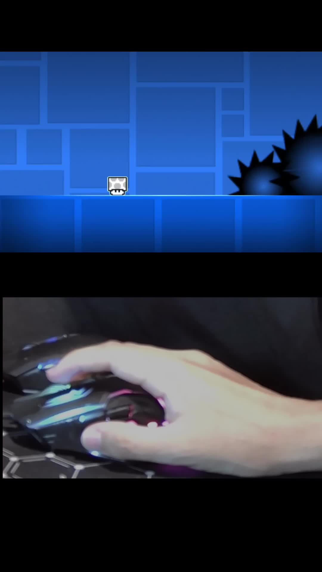 Geometry Dash IMPOSSIBLE jump!/ Deluxe12