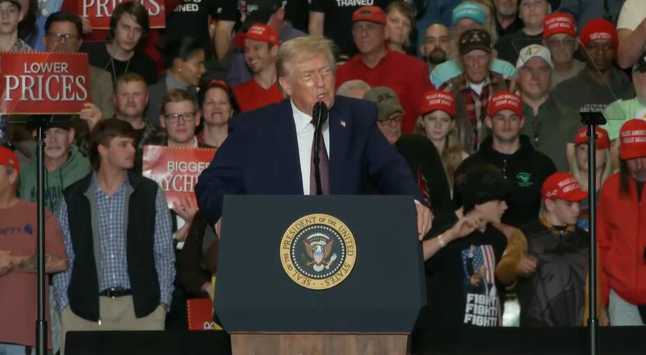 Trump & Whatley in Rocky Mount tonight for campaign stop