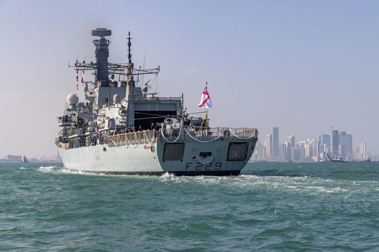 26 heart-breaking pictures from HMS Lancaster's retirement, as curtain ...