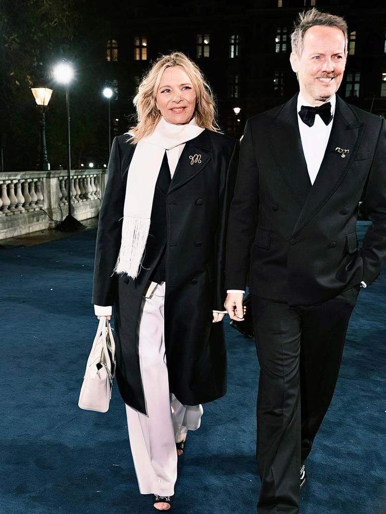 Kim Cattrall looks radiant on Maldives honeymoon with husband Russell ...
