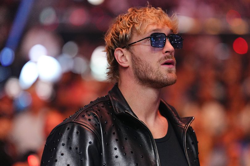 Logan Paul left red-faced as entrance to brother Jake's fight doesn't ...