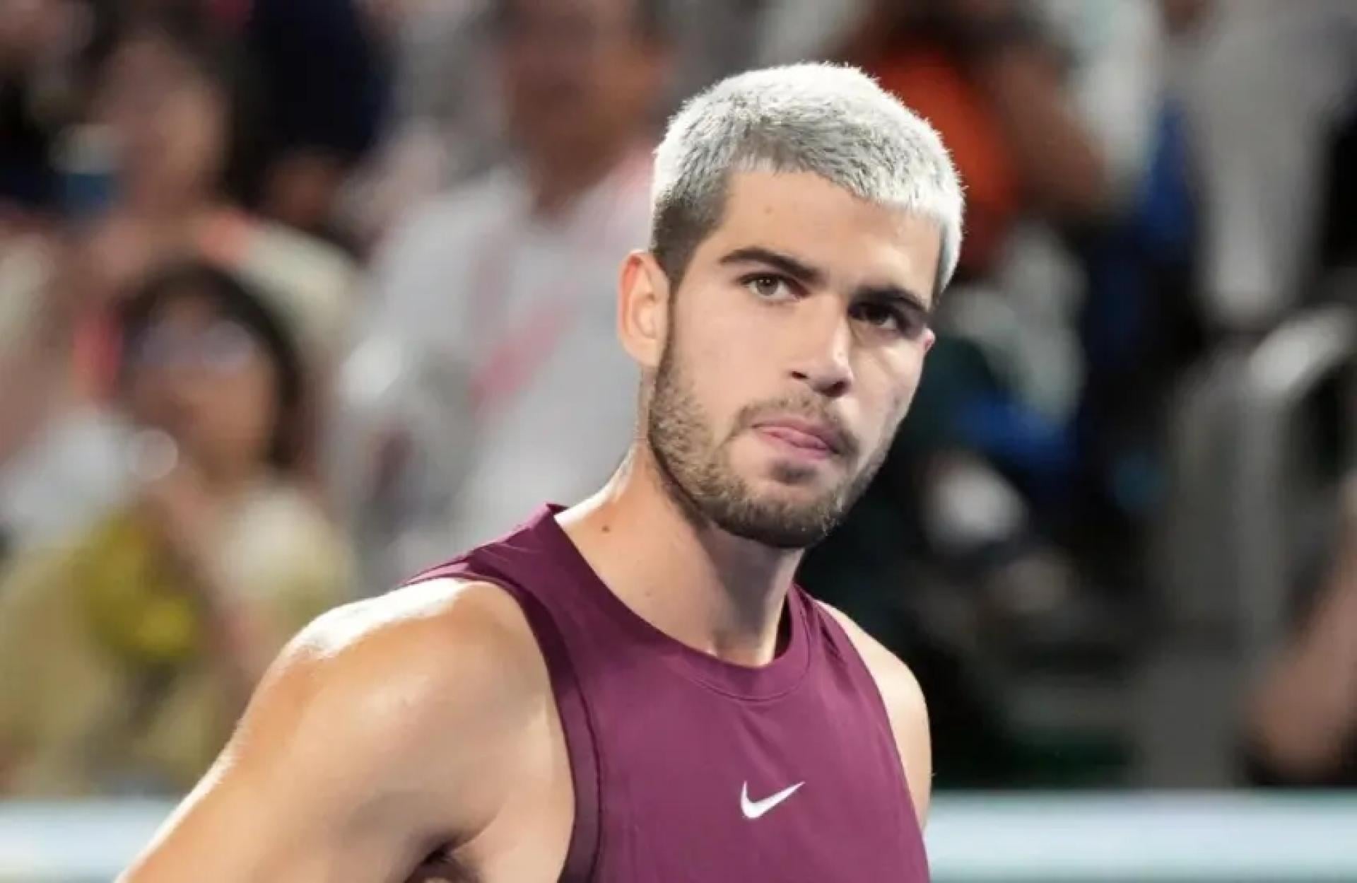 Top commentator discusses Carlos Alcaraz's surprising choice