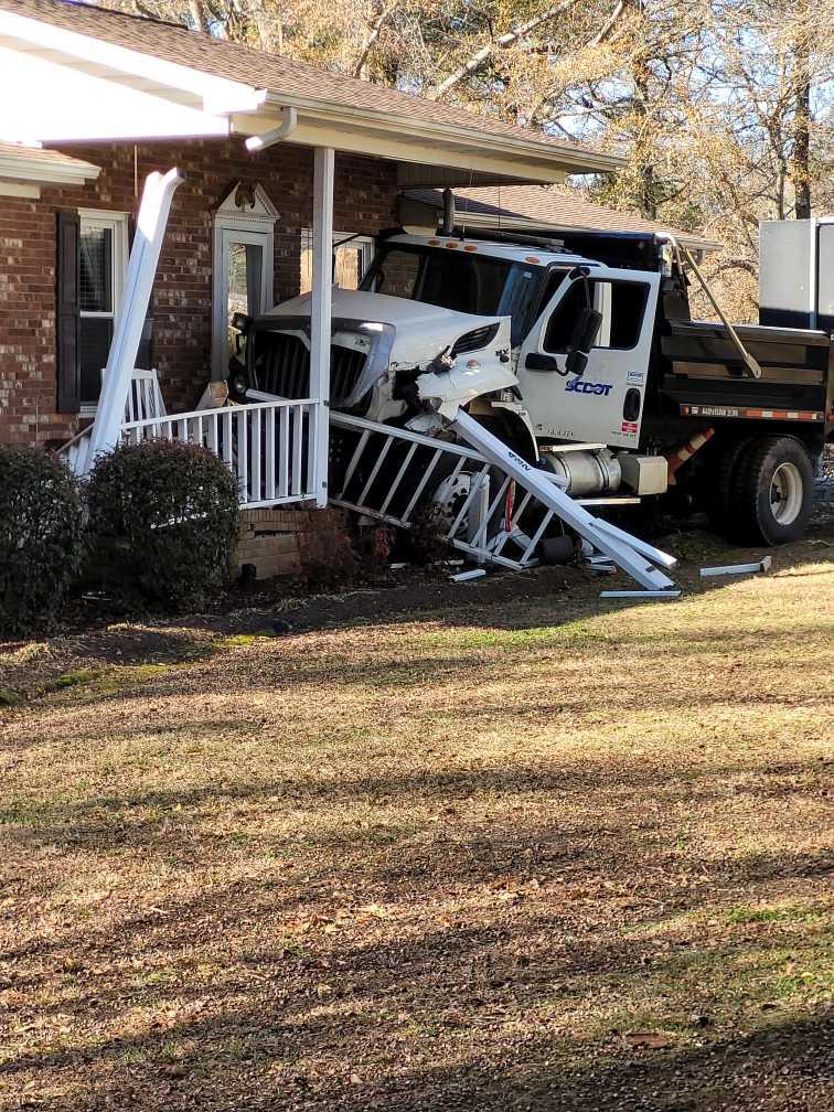 SCDOT truck crashes into Upstate home
