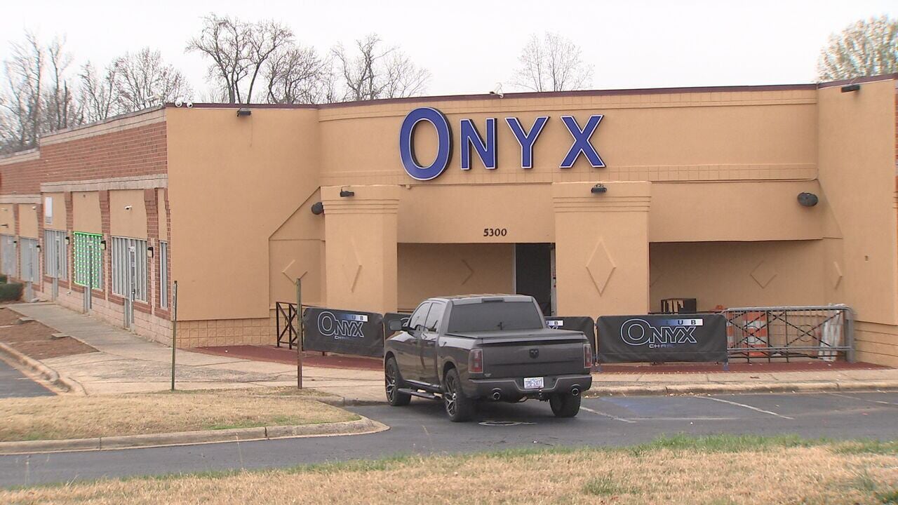 Man charged after security guards shoot at him, hit someone else