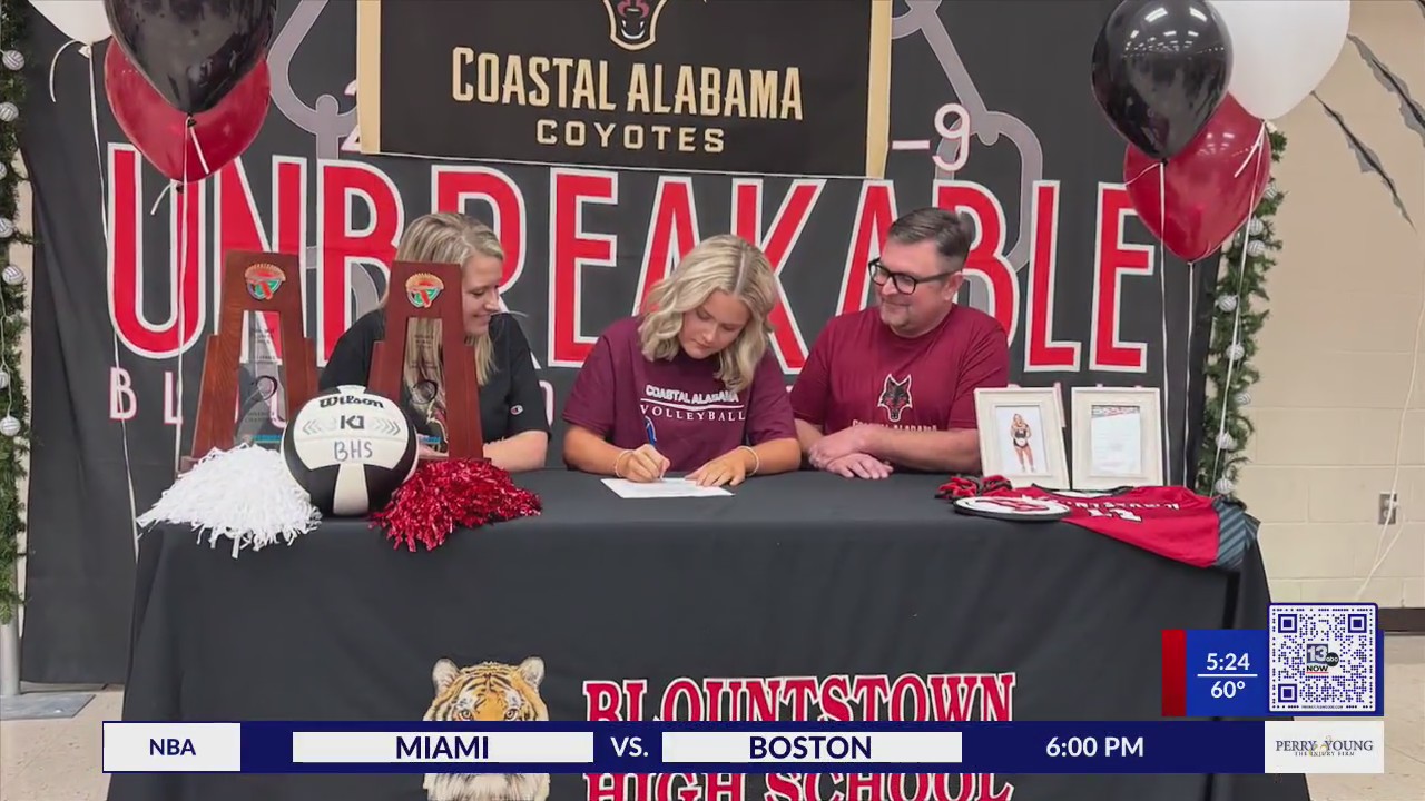 Blountstown's Madalyn Hall signs commitment to collegiate volleyball