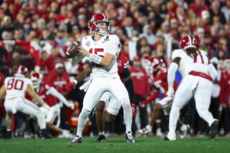 Alabama storms back, keeps CFP hopes alive on road vs Oklahoma: Highlights