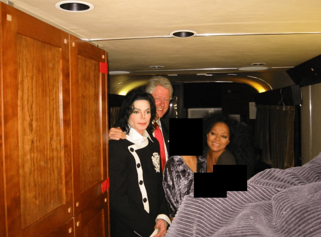Jeffrey Epstein pictured with pop legend and alleged pedophile Michael ...