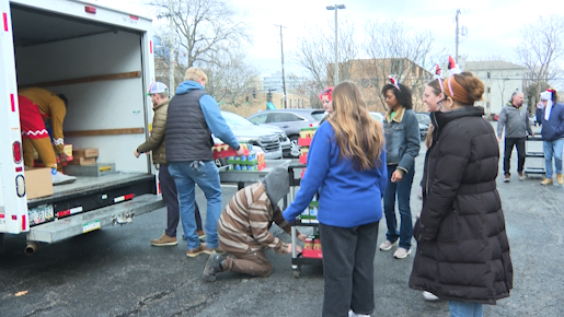 United Way of the Bluegrass, partners kick off their first food drive ...