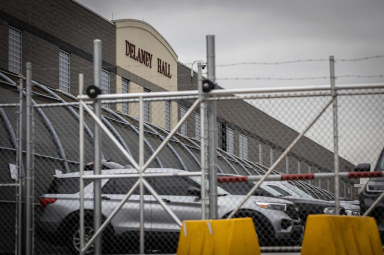NJ sues jail company for full access to ICE facility