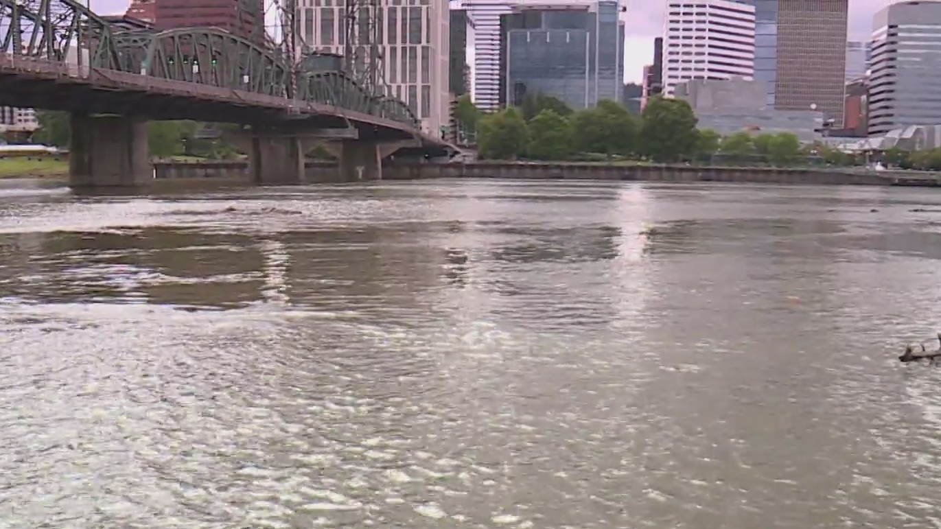 Sewage enters Willamette River for second time in December as pipe ...
