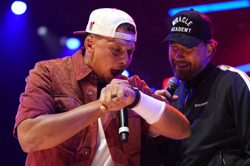 Travis Kelce and Patrick Mahomes' restaurant destroyed in review by ...