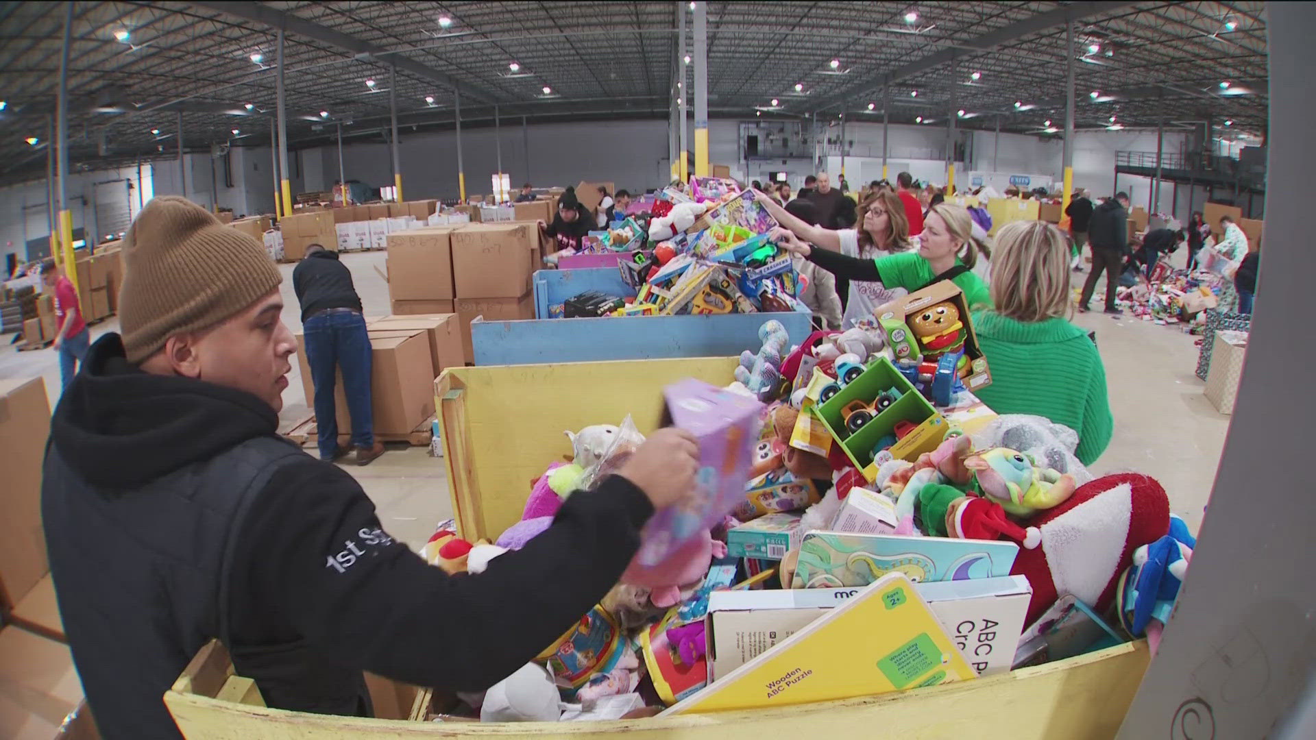 KARE 11 Toys for Tots drive officially ends