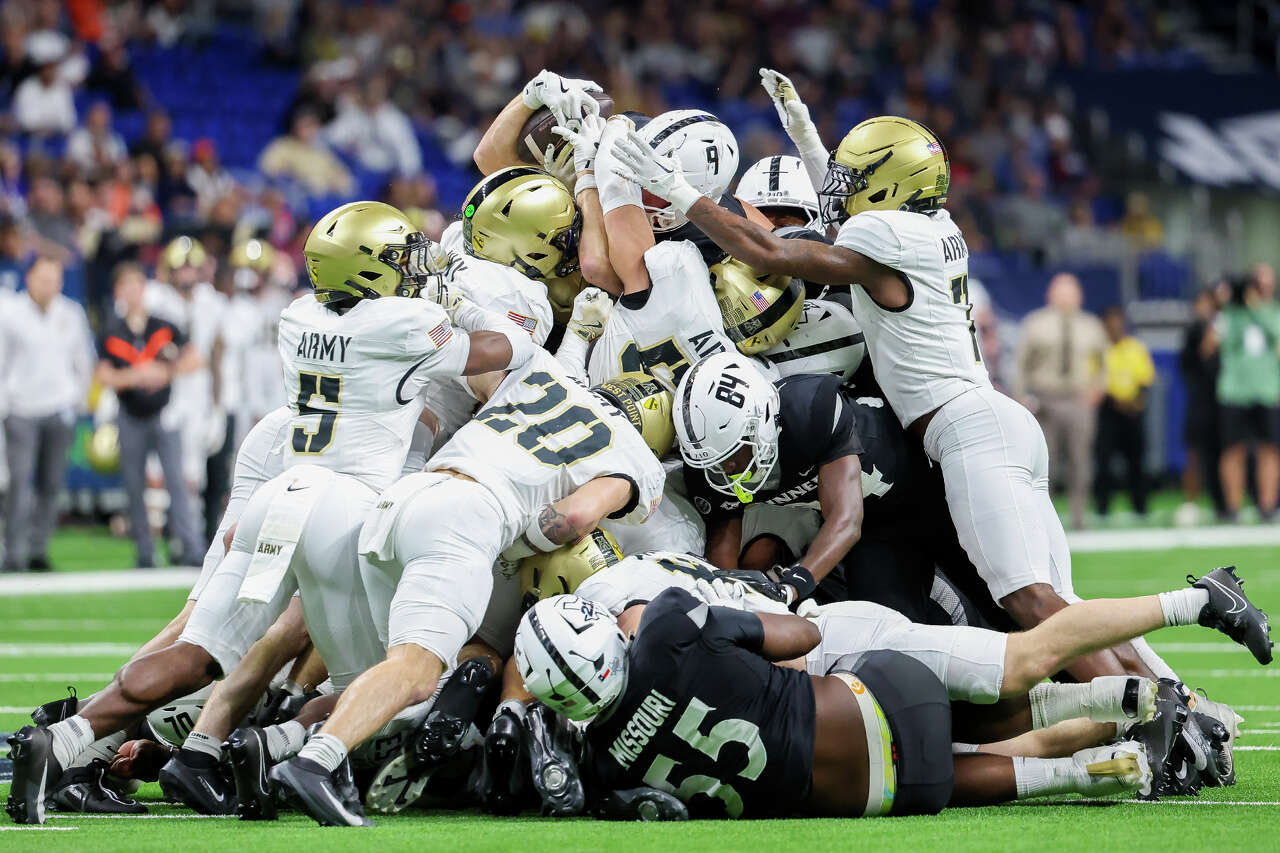 Rugby Pat: How UTSA football has run successful tush push with Patrick ...