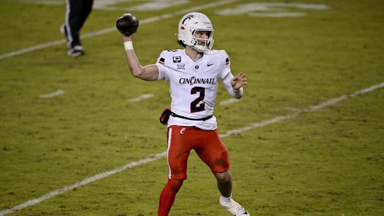 $2.4 million QB linked to No. 1 college football team via transfer portal