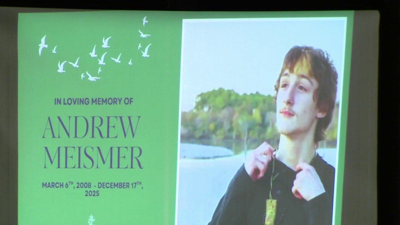 Candlelight vigil held for student killed at Sterling High School