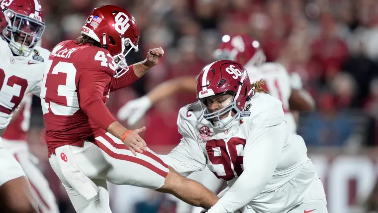 Oklahoma haunted by two missed field goals in final minutes of CFP loss