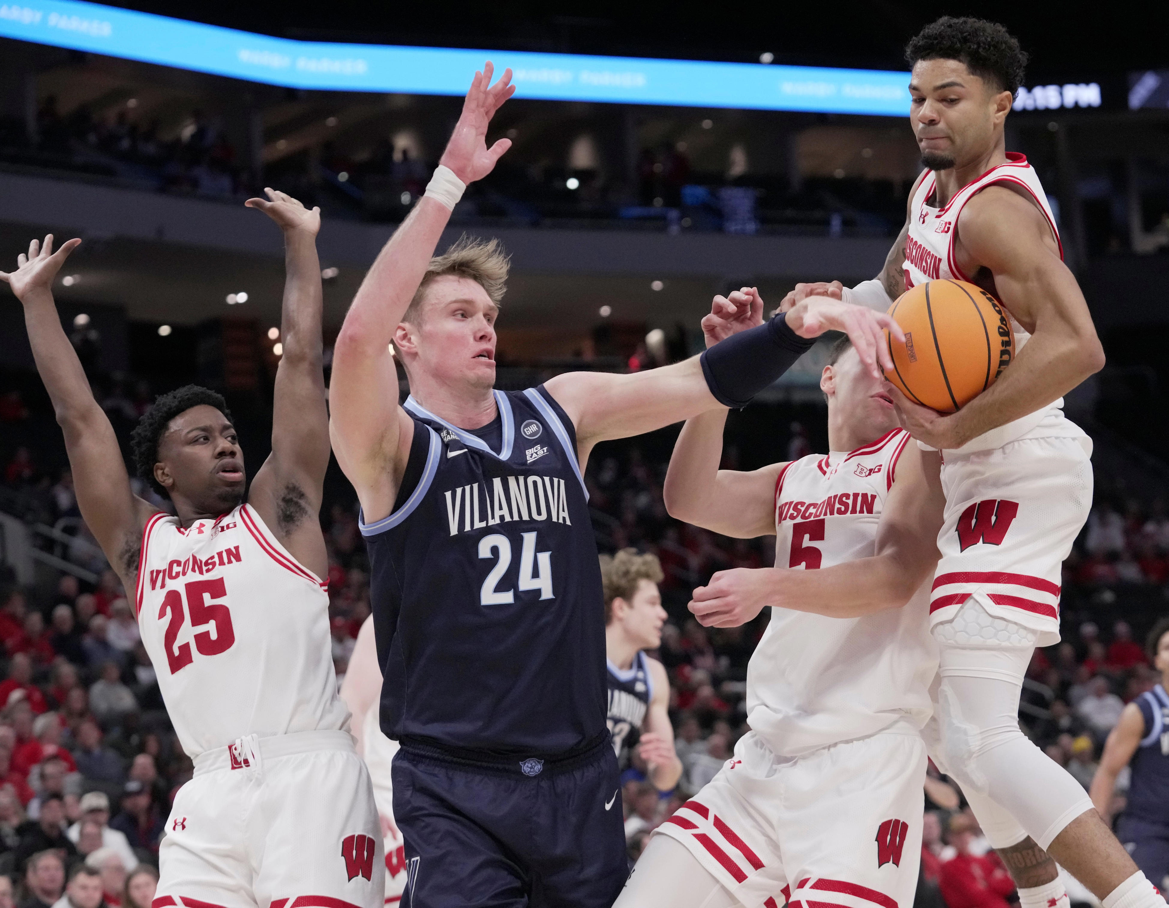 Villanova 76, Wisconsin 66: The Badgers rally from 15-point deficit ...