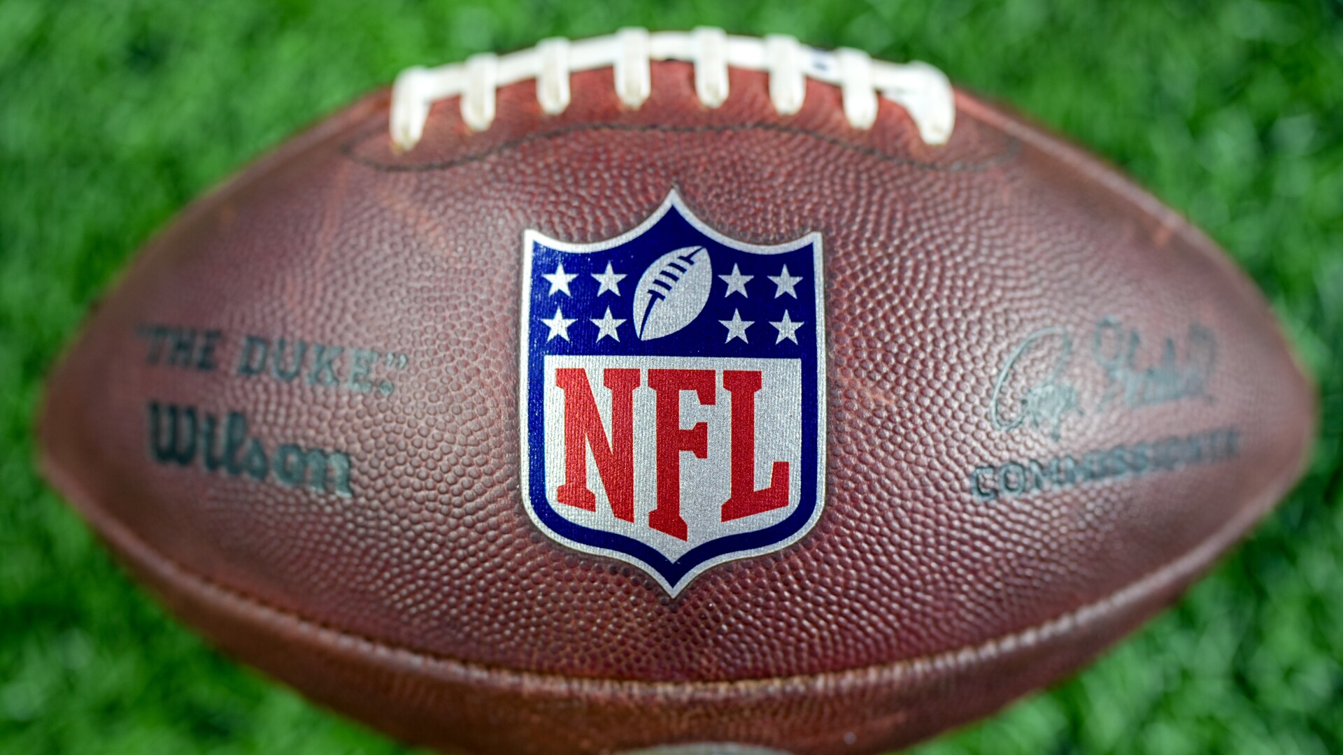What NFL games are on today: Week 16 Saturday schedule, TV channels ...