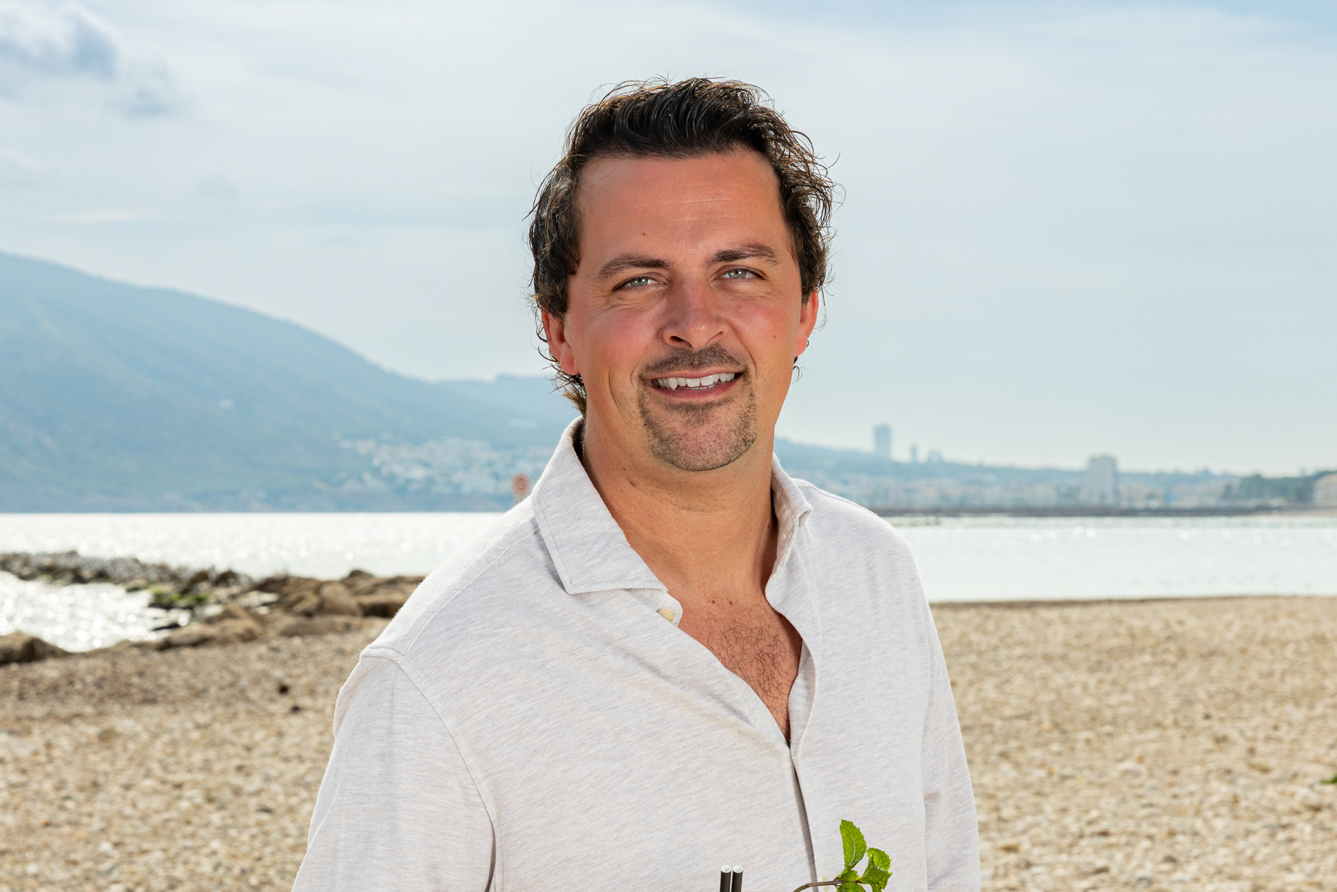 Opvallend nieuws over Mike Hansler: "hij is vertrokken bij Mo"