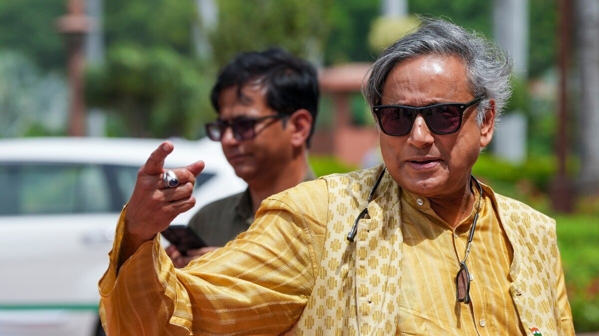 Mob rule in Bangladesh very concerning: Shashi Tharoor after Hindu man ...