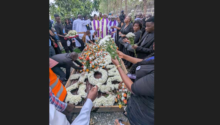 Festus Amimo: Graveside photos show emotional moment Mayienga FM ...