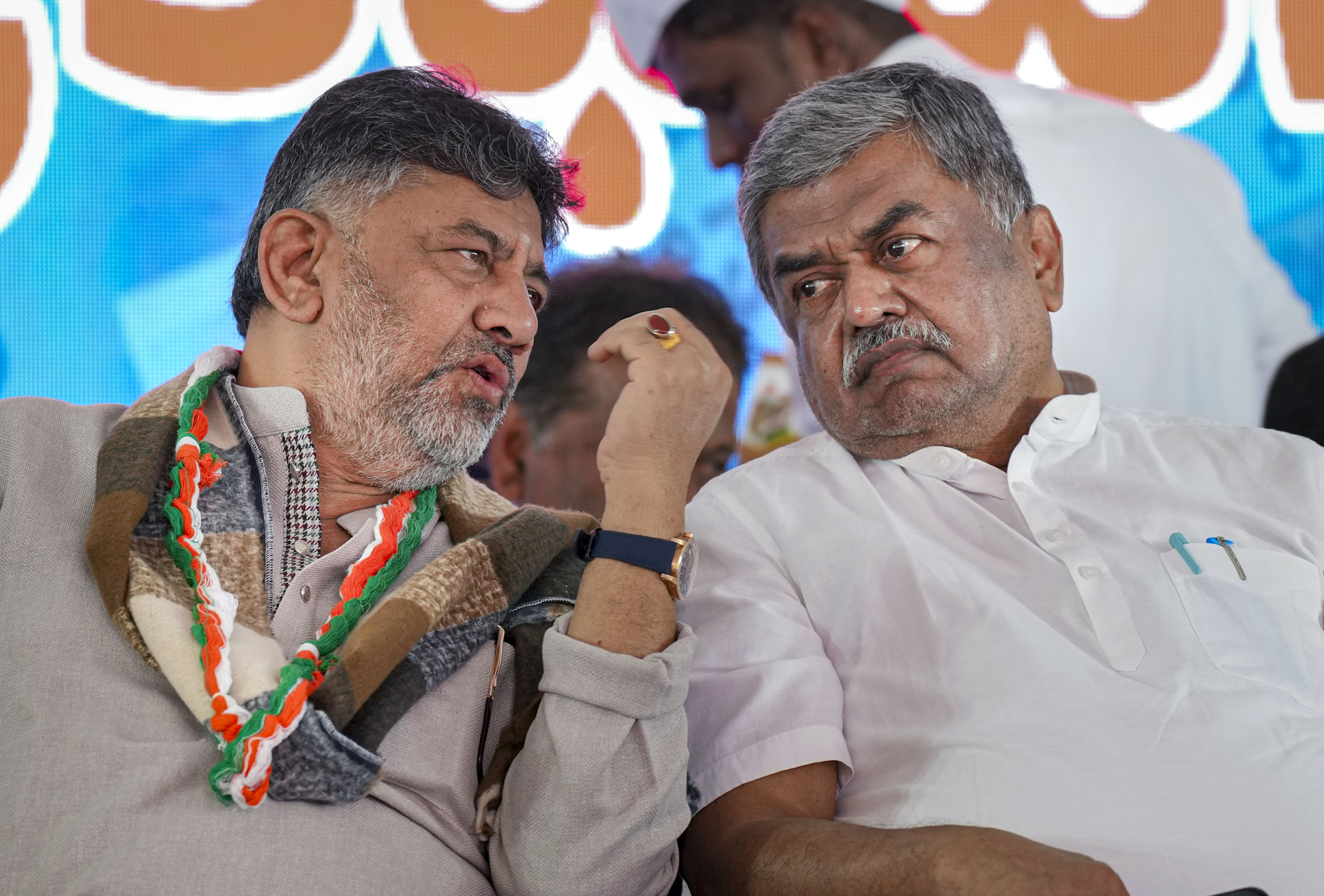 K'taka Cong protest against replacing MGNREGA, 'hate politics' in ...