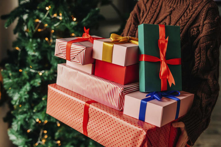 My brother spends more on Christmas gifts than me – should I make my ...