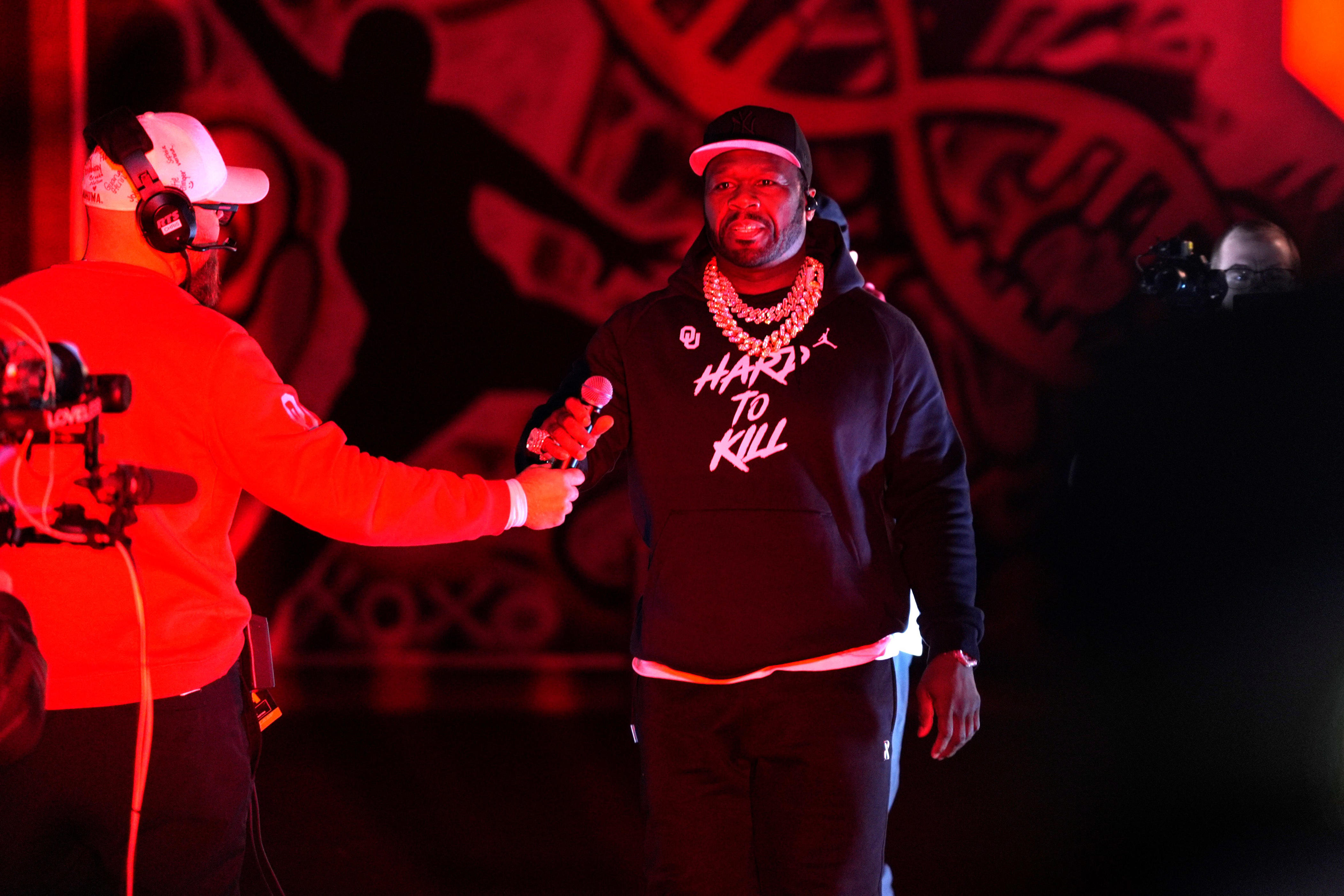 Rapper 50 Cent makes appearance in OU football vs Alabama CFP game