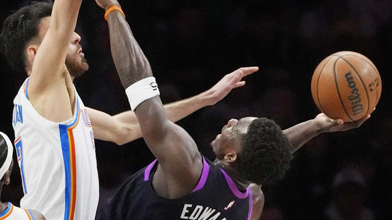 Anthony Edwards' heroics help Wolves hand juggernaut Thunder 3rd loss