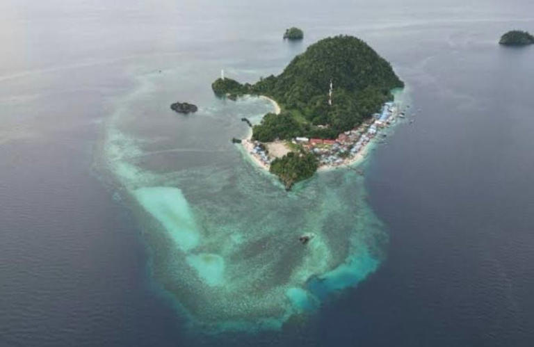 Rekomendasi wisata alam Luwuk Banggai, dari air terjun hingga pulau eksotis