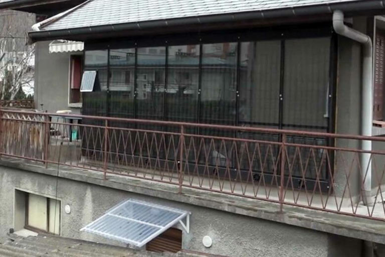 Il chauffe l’intégralité de sa maison avec un radiateur solaire composé ...