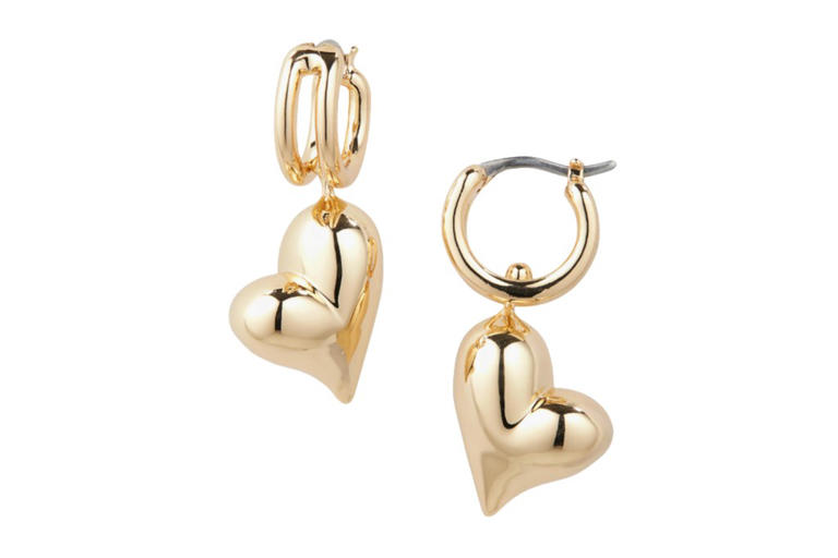 Score double discounts at Nordstrom Rack’s big end of year sale