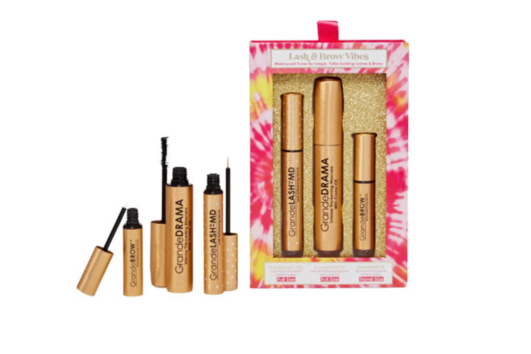 Score double discounts at Nordstrom Rack’s big end of year sale