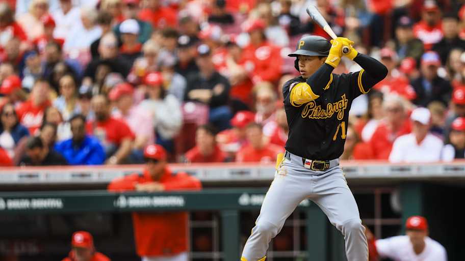Pirates place utility infielder on waivers
