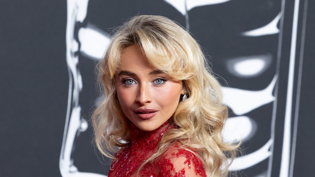 Sabrina Carpenter's younger self 'could not believe' Taylor Swift ...