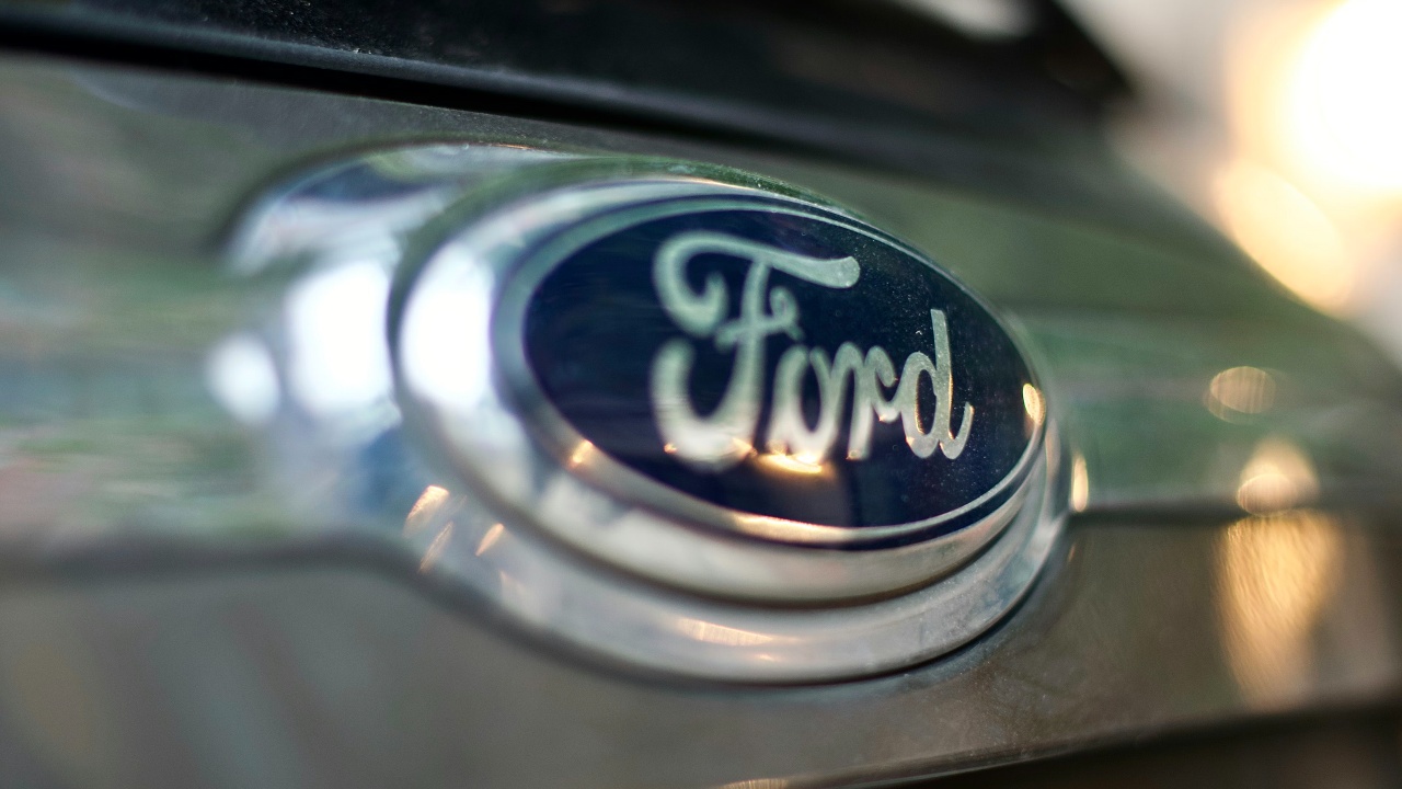Ford orders recall of more than 272,000 US vehicles over park failure