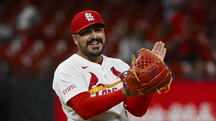 Orioles eyeing trade for lefty reliever