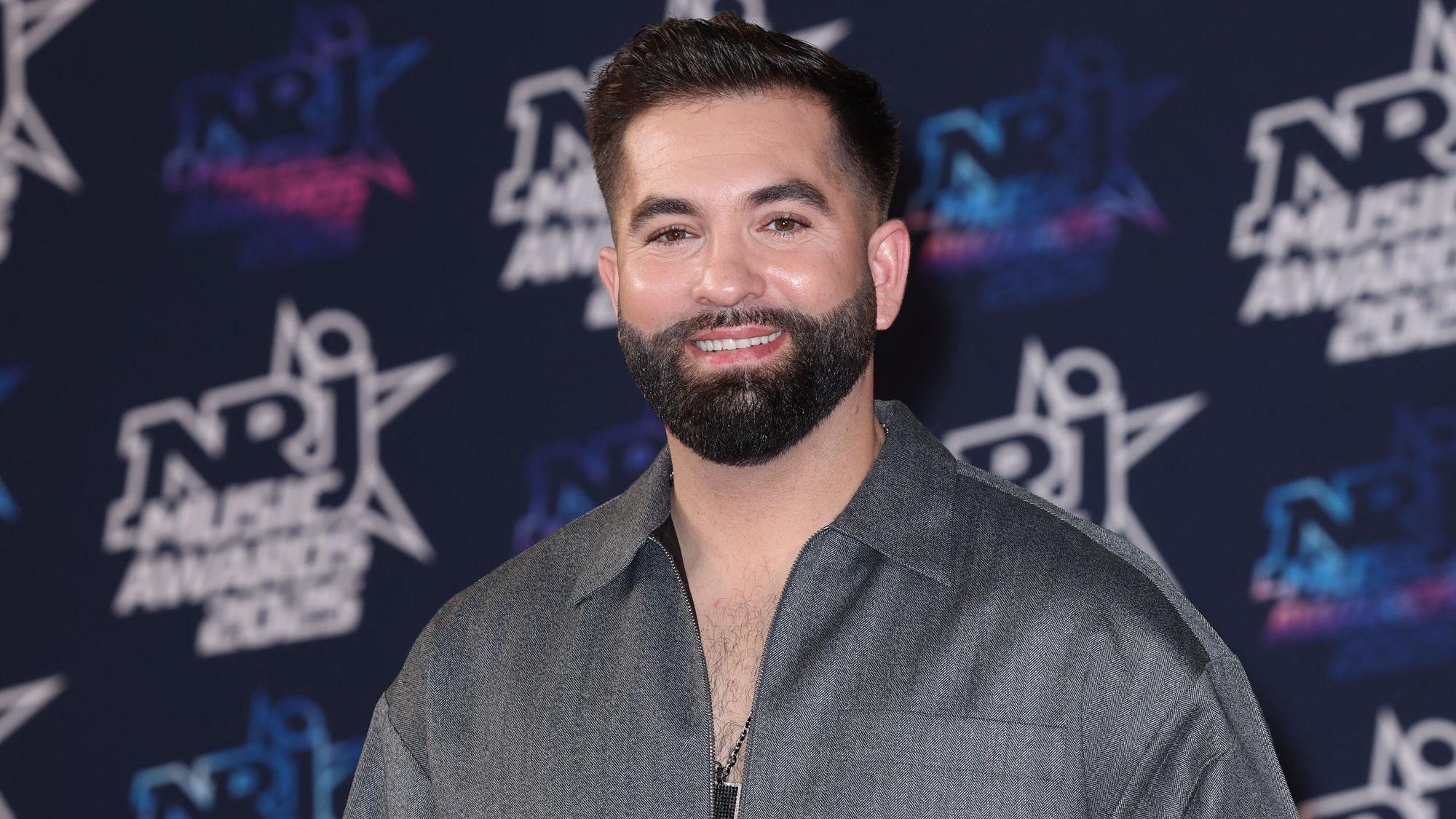 Kendji Girac couvert de bisous par sa fille Eva, 4 ans, qui a bien ...
