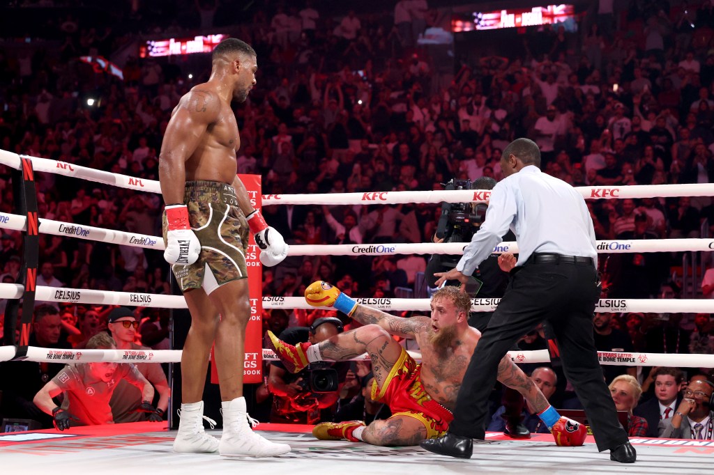 Jake Paul KO'd by Anthony Joshua in fight streamed on Netflix, Paul ...