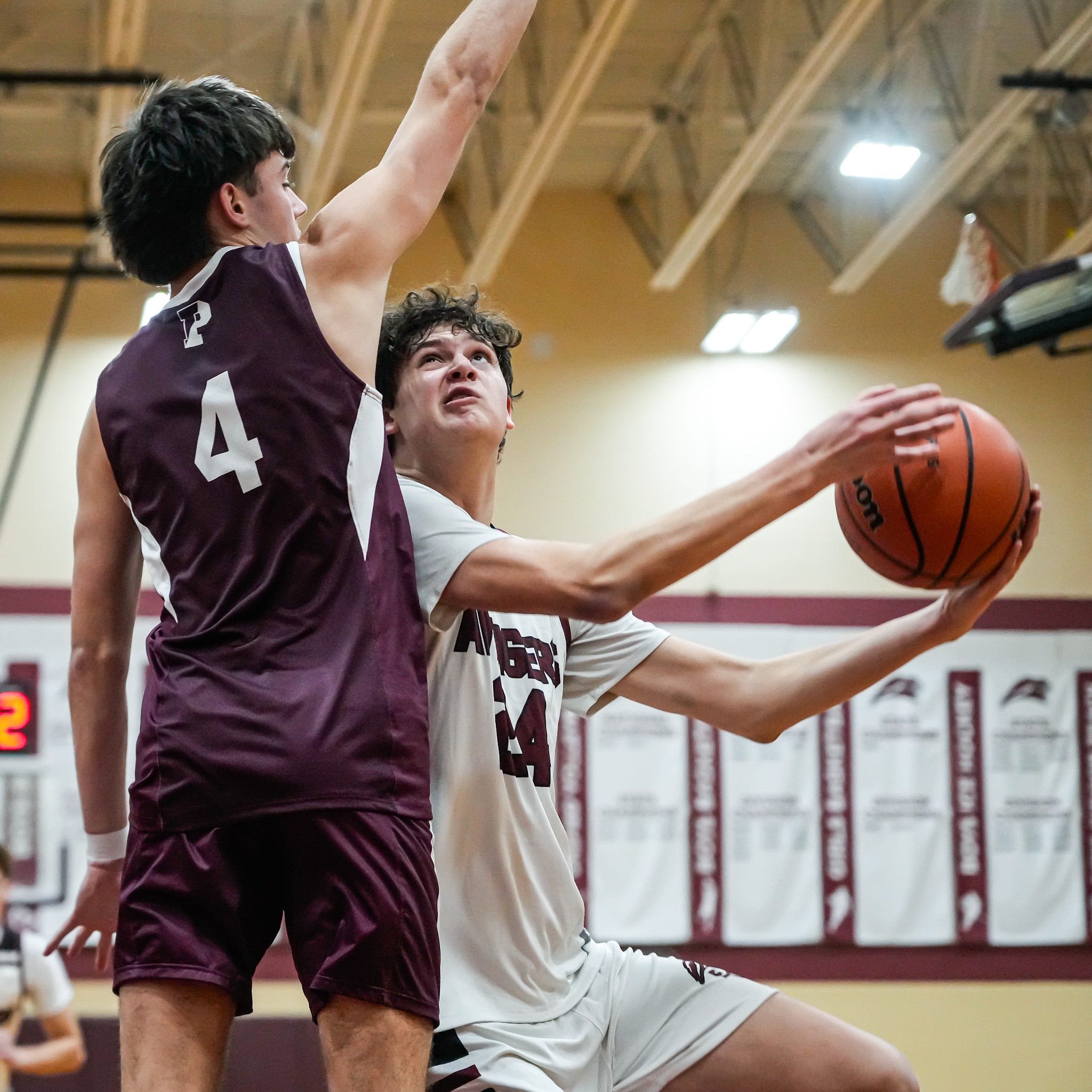 What happened in high school hoops Monday? Here are your scores and recaps