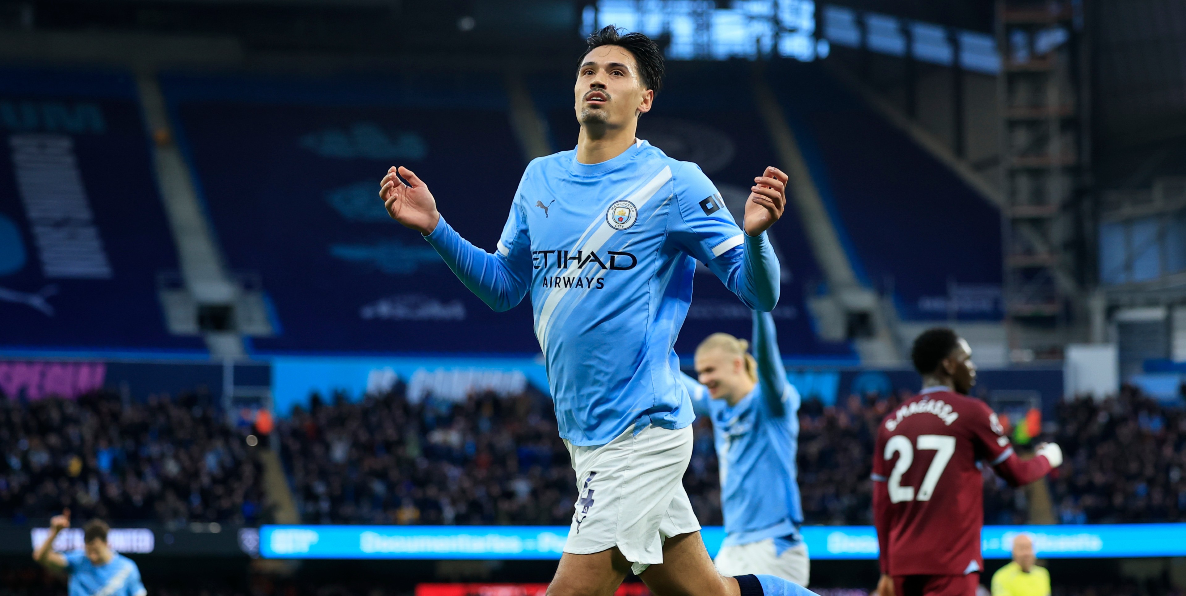 Engelse pers lovend over Reijnders: 'Ingetogen City werd opgefleurd ...