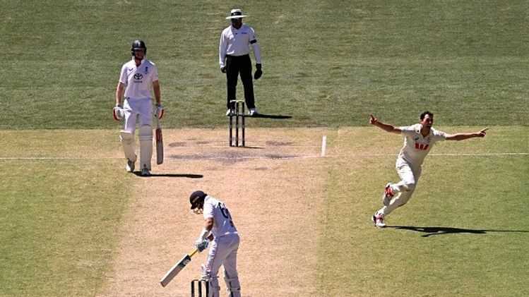 AUS vs ENG: एशेज पर कब्जा करने से ऑस्ट्रेलिया सिर्फ 4 विकेट दूर ...