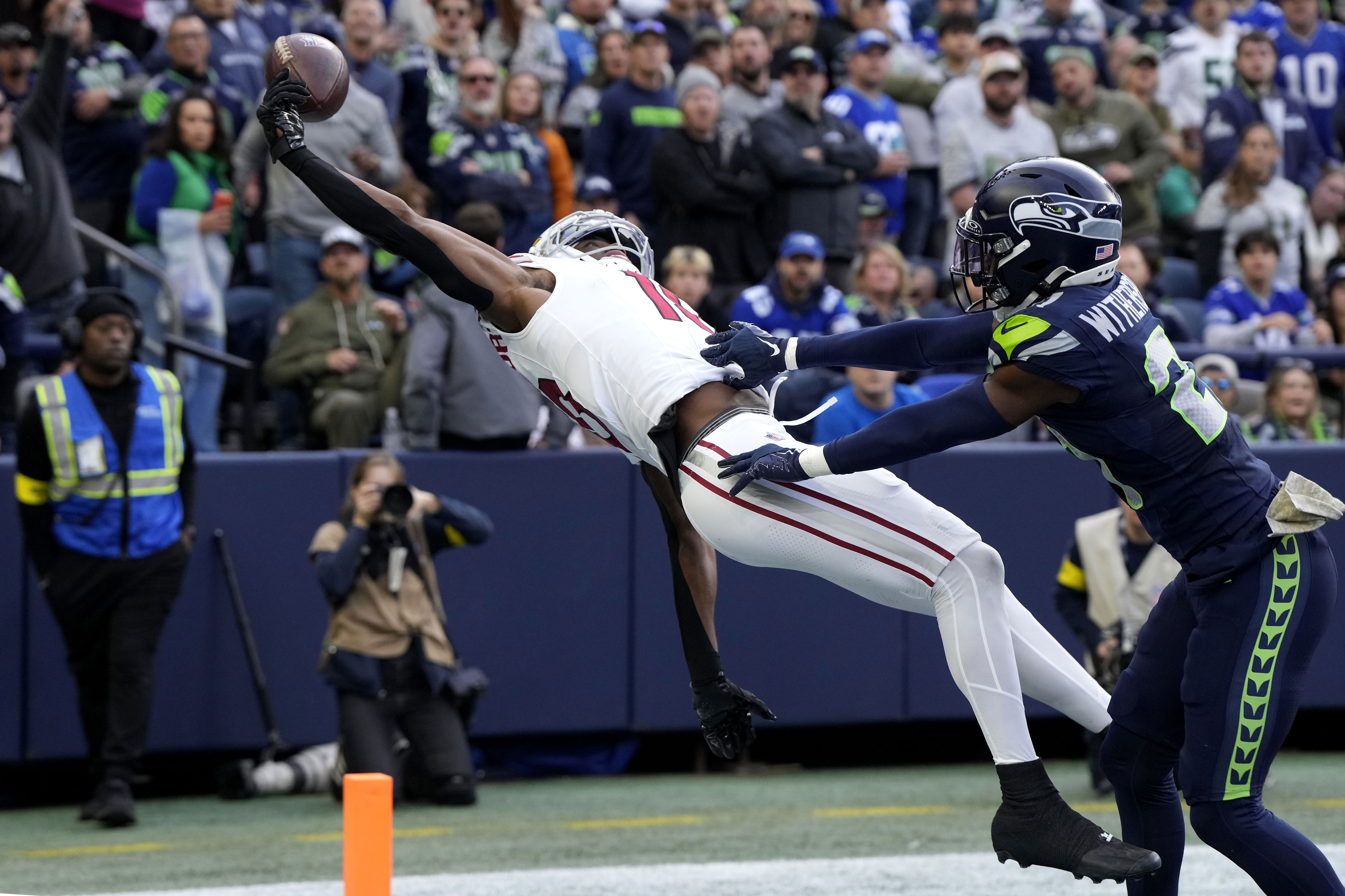 Will Cardinals' Harrison play vs. the Falcons?
