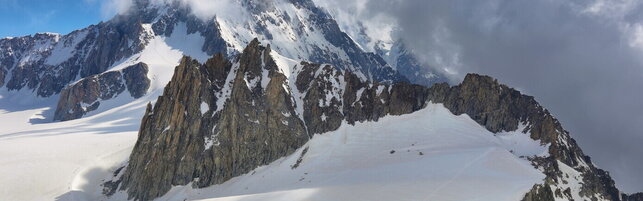 Monte Bianco, l'allarme dei ricercatori: "Ha una nuova altezza"