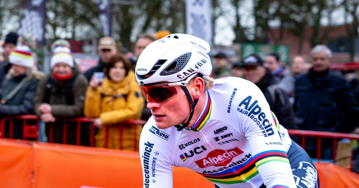 Cyclo-cross : Van der Poel intouchable à Benidorm