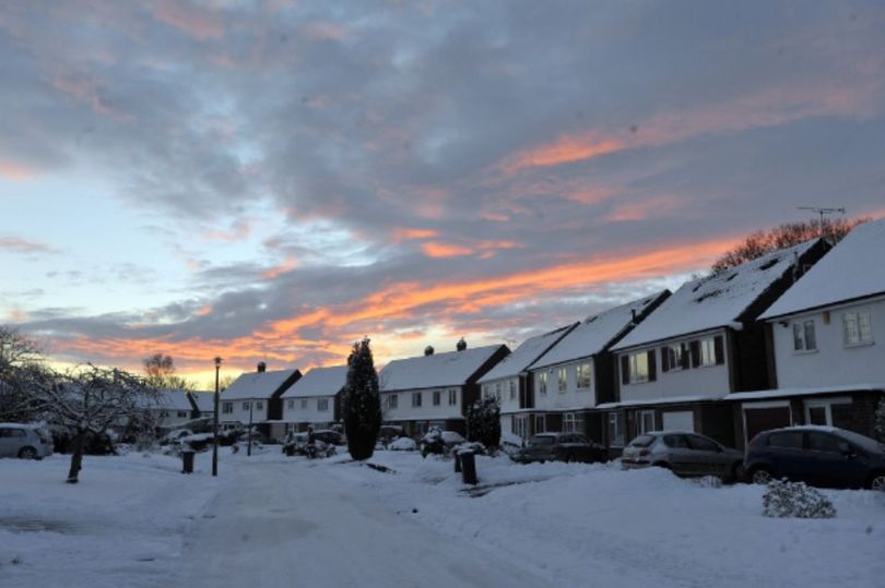 Met Office warns UK faces 'noticeable' weather change and announces ...