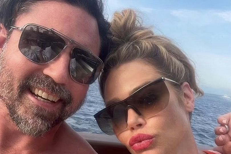 Denise Richards' ex Aaron Phypers compares her to Rob Reiner’s son Nick