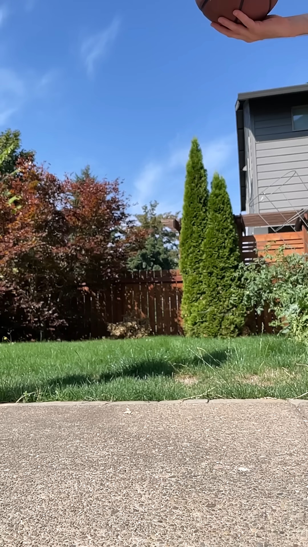 Why do balls untwist?