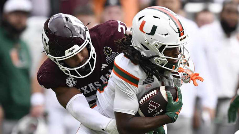 The five strangest moments from the 0–0 first half of Texas A&M vs. Miami